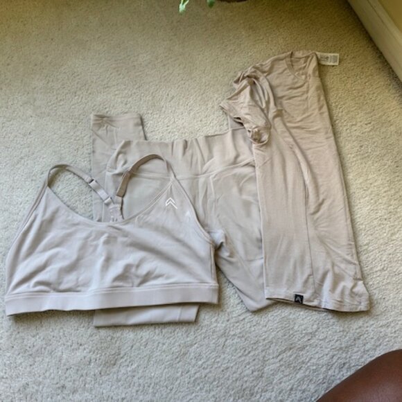 Oner Active | Pants & Jumpsuits | Oner Active Soft Motion Braleggings ...